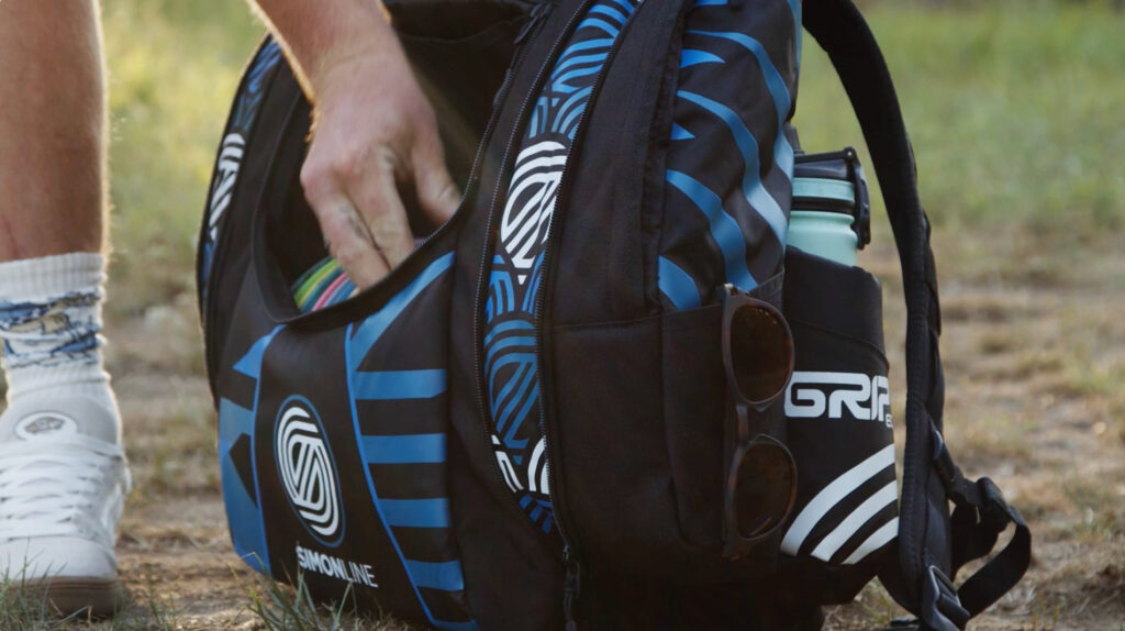The Simon Lizotte "Simon Line" Signature Series GRIPeq AX5 Disc Golf Bag